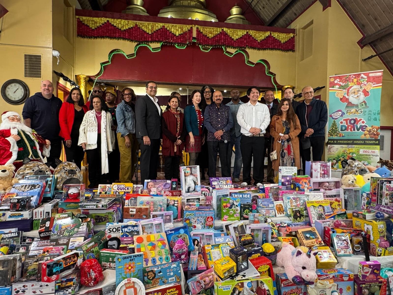 FOG - Holiday Toy Giveaway Held At Fremont Temple » IndiaPost NewsPaper